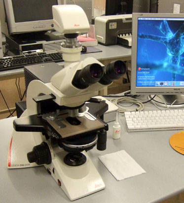 leica_dm2500 [Bioimaging Wiki]